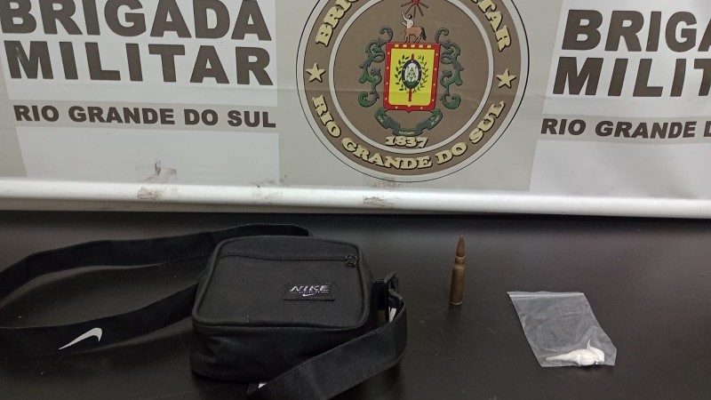 3°rpmon Prende Homem Por Porte Ilegal De Munição E Posse De Drogas