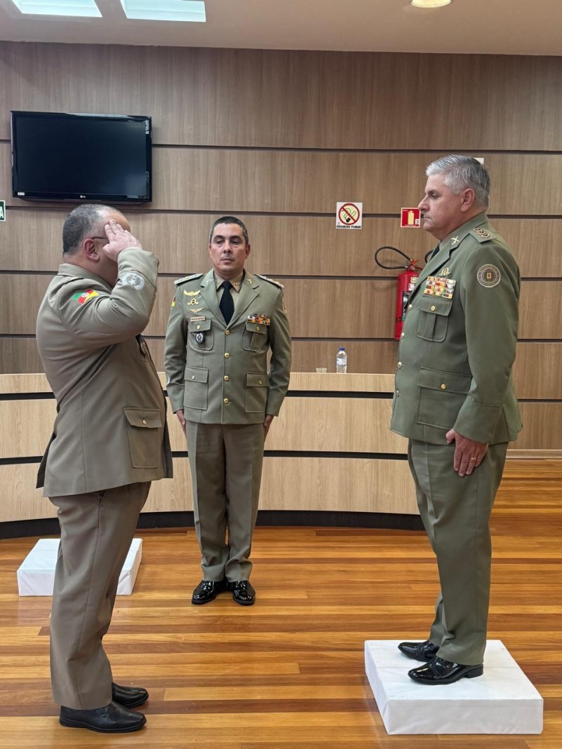 Brigada Militar de Esteio realiza solenidade de passagem de Comando do 34°BPM - Brigada Militar