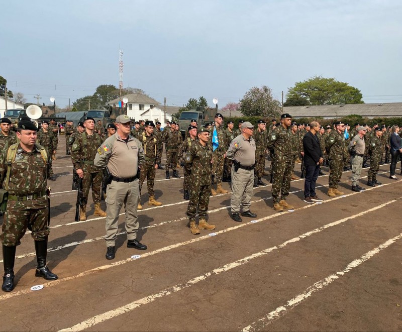 Brigada Militar recebe homenagem do Exército Brasileiro em Santo Ângelo - Brigada Militar